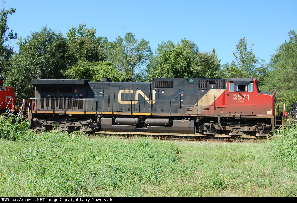 CN 2571